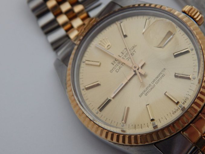 Logo Rolex : tout savoir sur l'emblème de la marque de montre